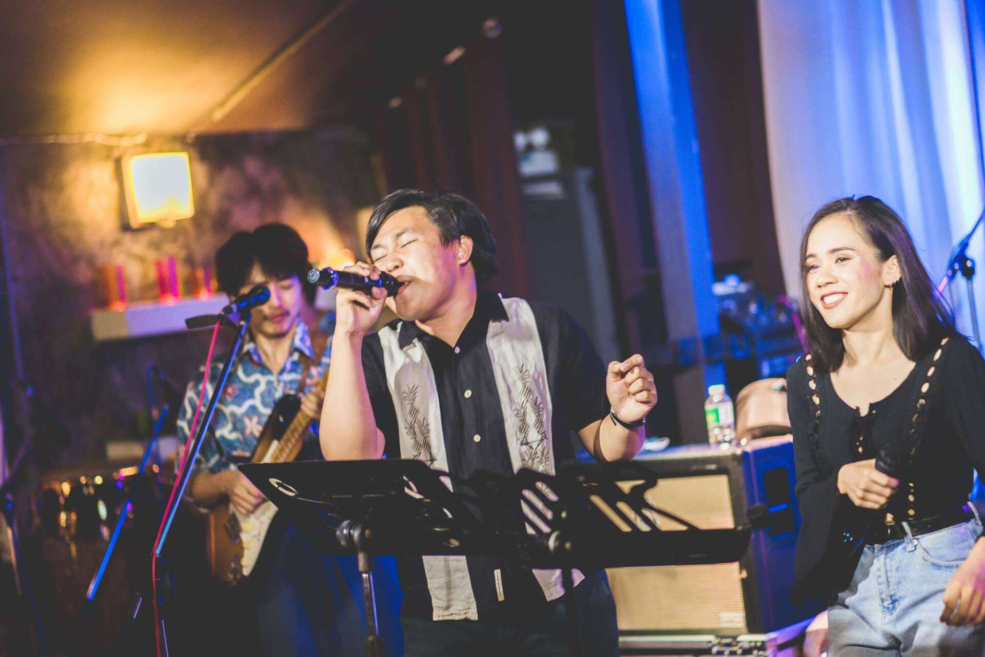Baan Tuek Superboogie Powerful Funky 80 s Hits Baan Tuek Superboogie Powerful Funky 80 s Hits